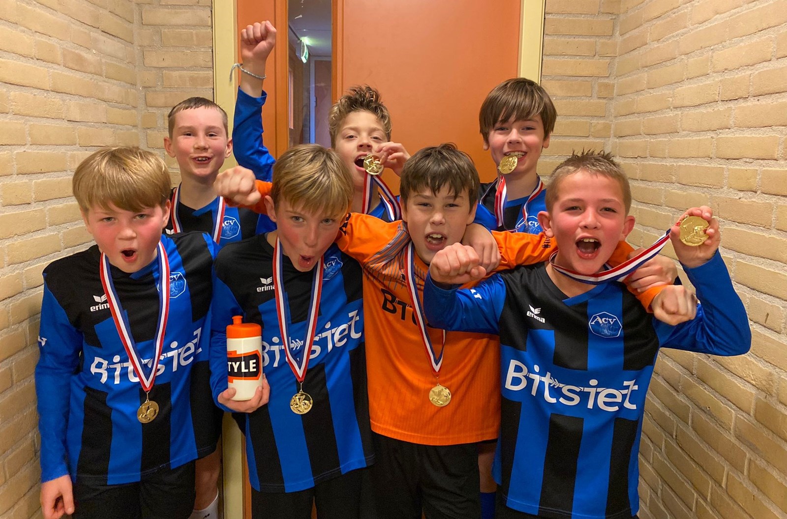 ACV JO11-2 kampioen - ACV Assen