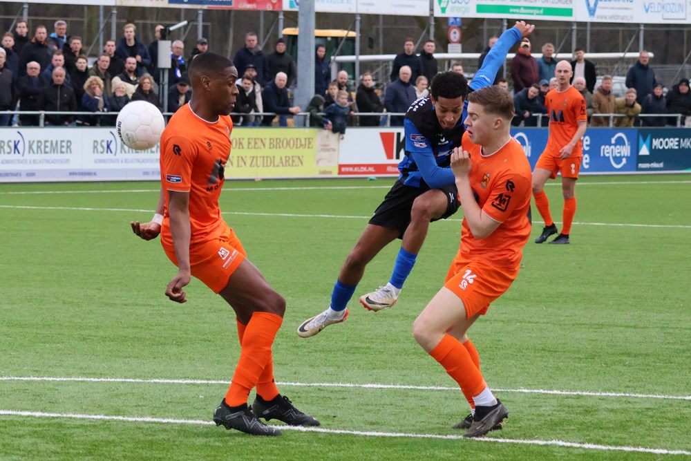 ACV kan geen vuist maken tegen HHC Hardenberg - ACV Assen