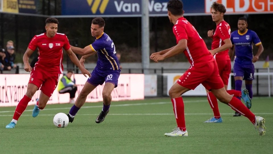 ADO'20 blijft winnen, 0-2 bij VVSB. Nu met beelden! - ADO'20
