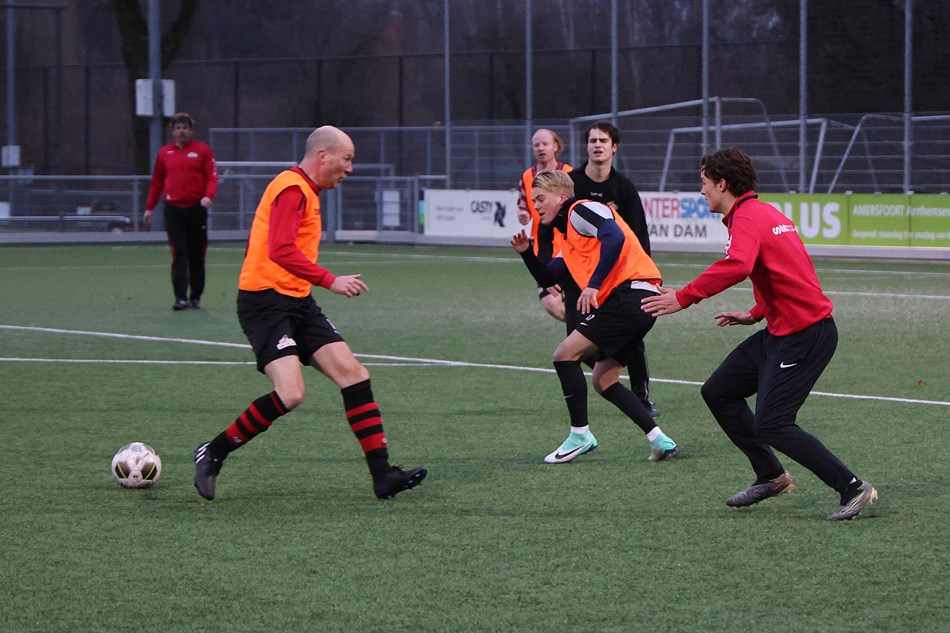 Aftrap voor een mooi en sportief 2024 - Voetbalvereniging AFC Quick ...