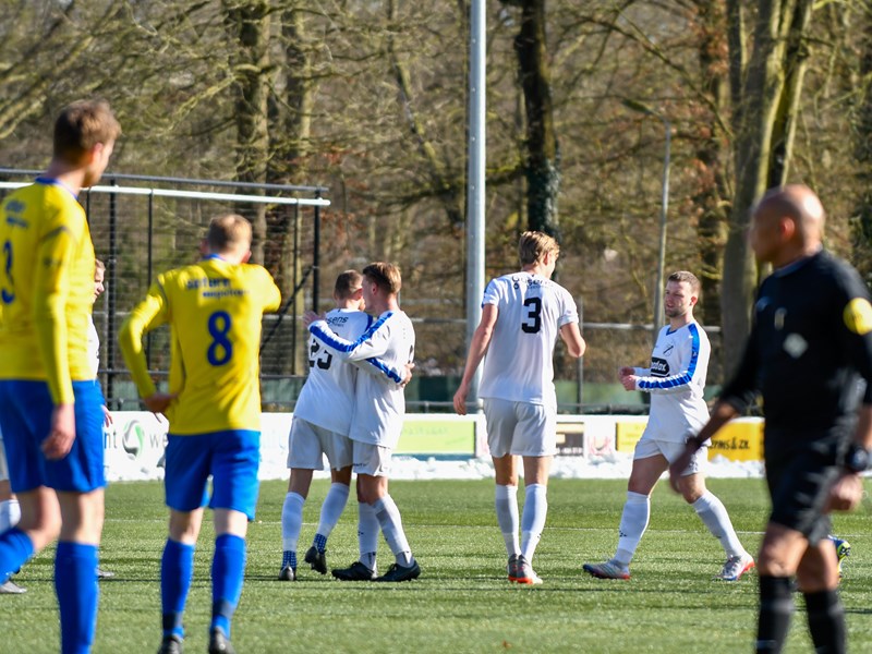 Middagje prijsschieten in Hattem doet AGOVV goed - AGOVV