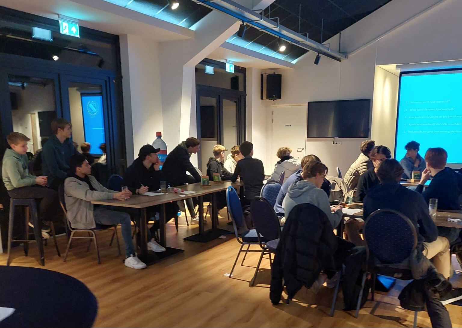 QUIZAVOND JUNIOREN - AGOVV