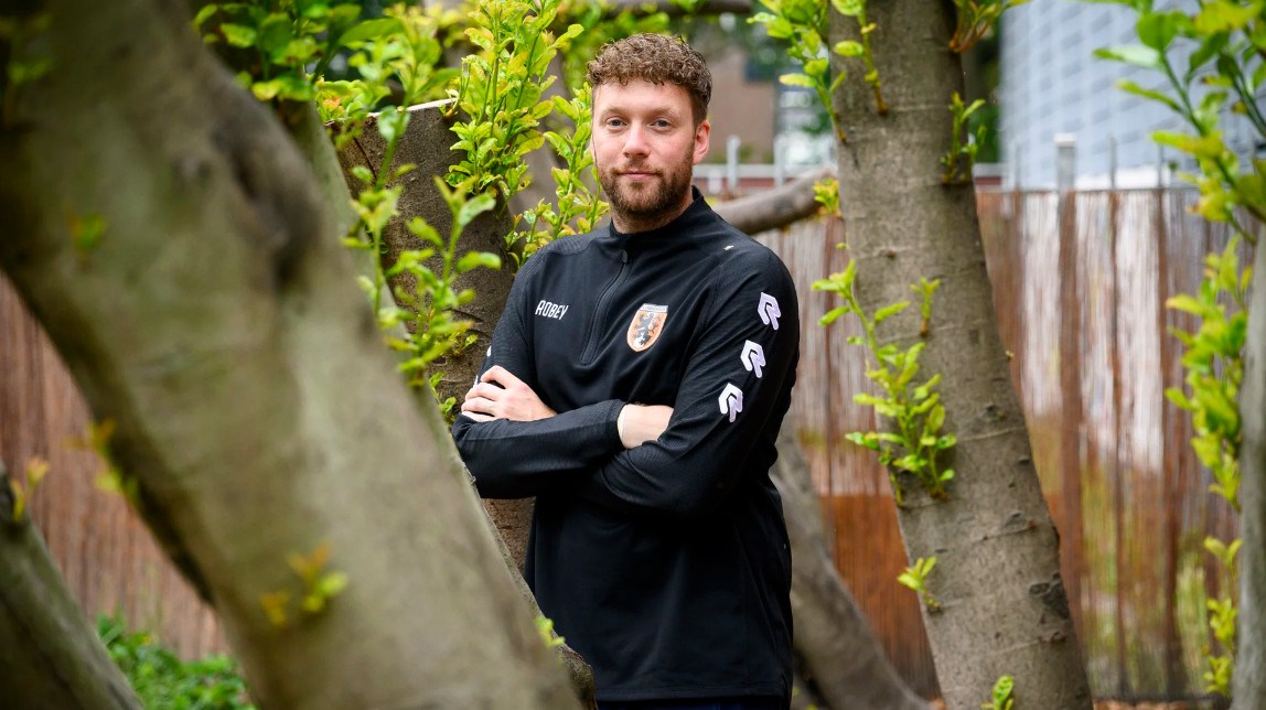 Tim den Haan wil bouwen aan ‘herkenbaar’ Alblasserdam - vv Alblasserdam