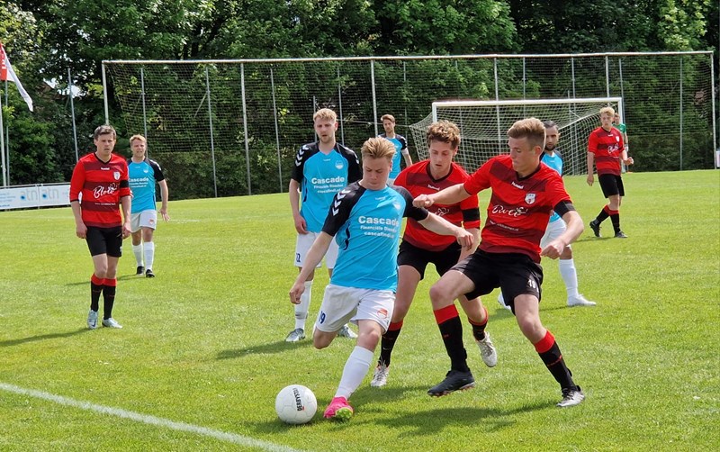 Alphia in blessuretijd naast EMM'21 - v.v. Alphia