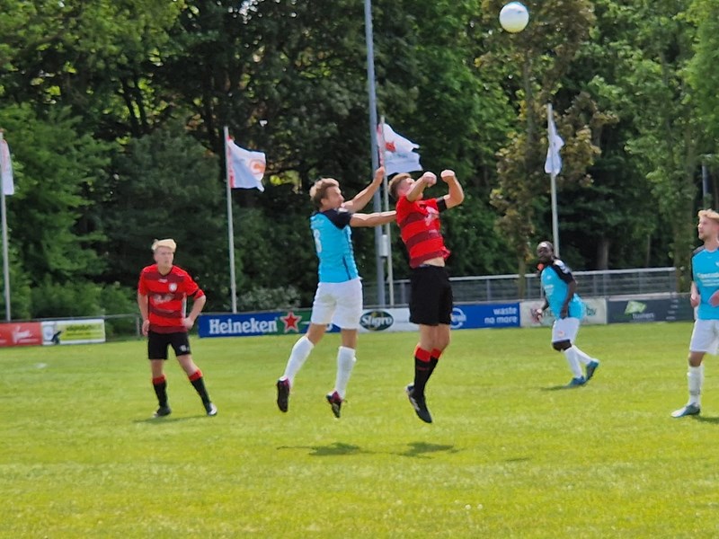 Alphia in blessuretijd naast EMM'21 - v.v. Alphia