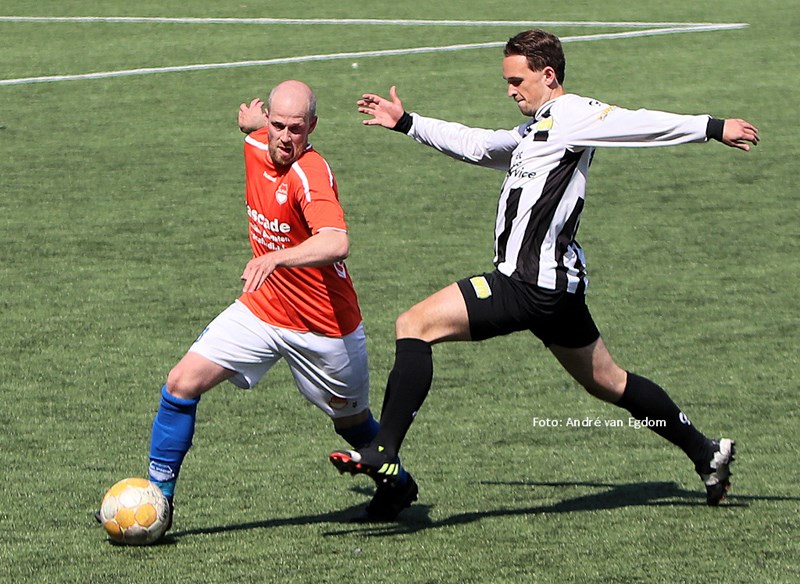 Alphia speelt ook volgend seizoen in de 2e klasse - v.v. Alphia