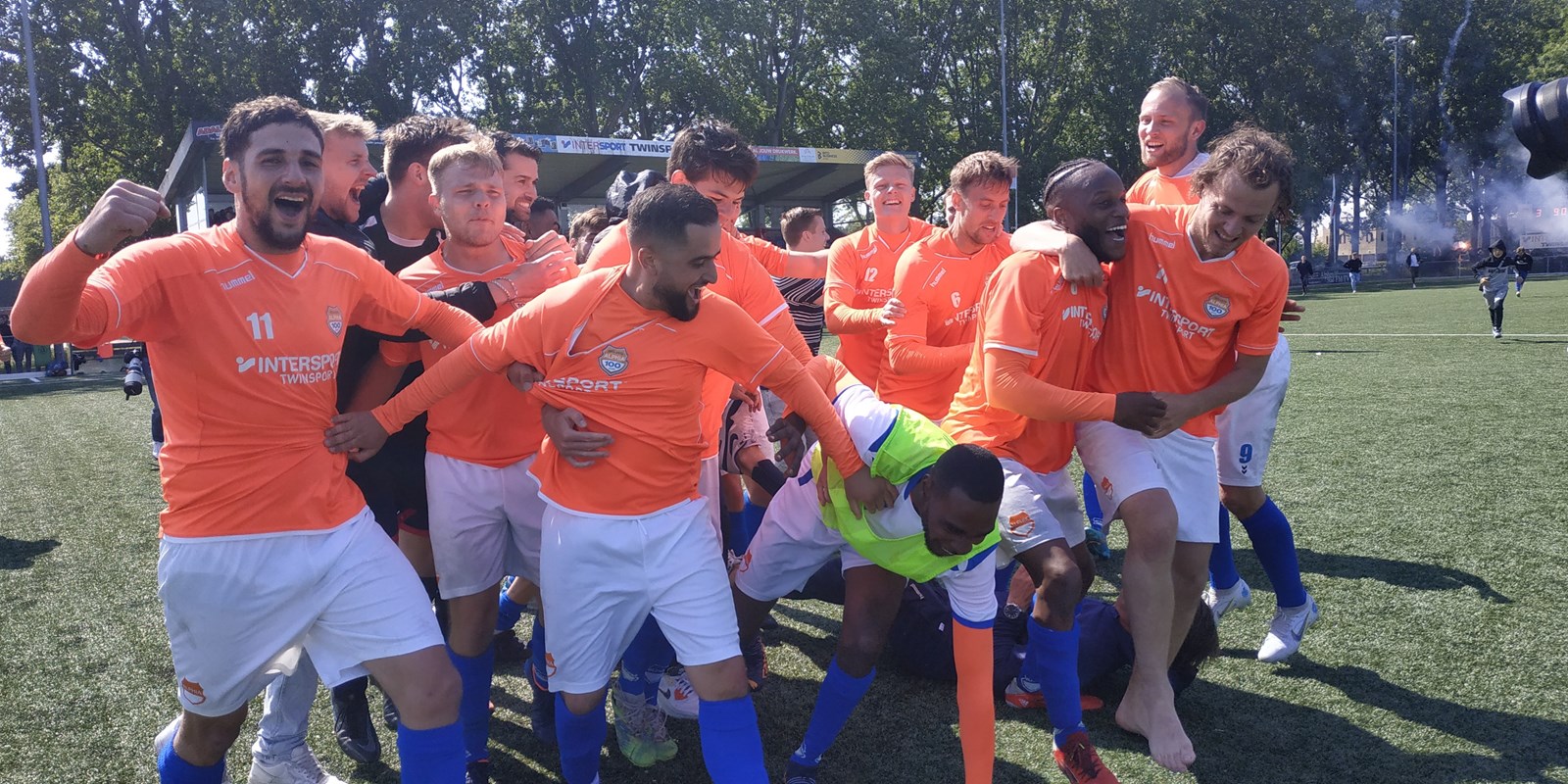 ALPHIA KAMPIOEN 3e KLASSE A - v.v. Alphia