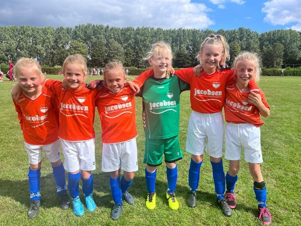 De Alphia leeuwinnen - v.v. Alphia