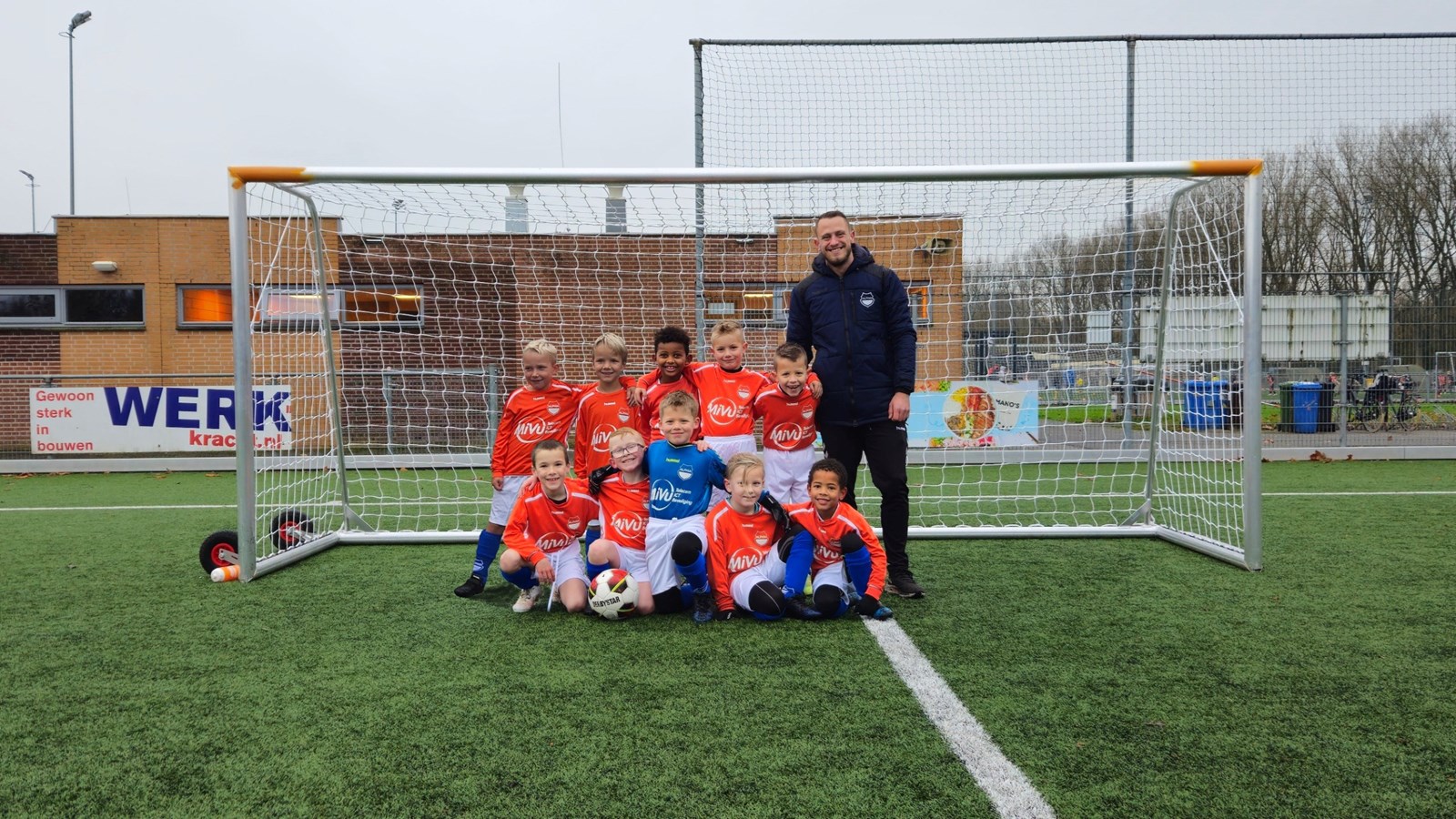 Alphia JO8-3 ook kampioen in 3e fase - v.v. Alphia