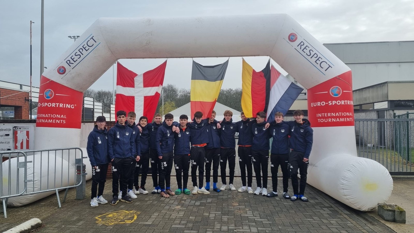 Alphia JO16-1 naar de Belgium Cup - v.v. Alphia