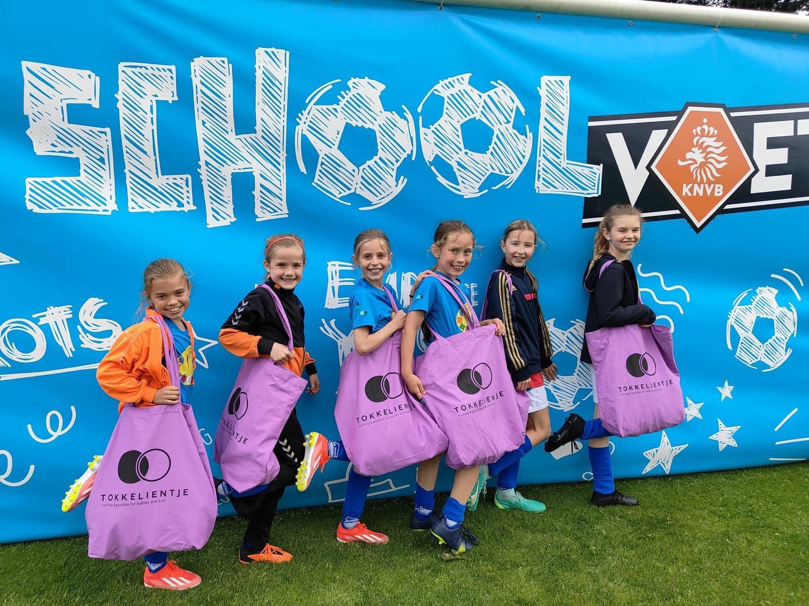 Alphianen NL-kampioen bij KNVB Schoolvoetbaltoernooi - v.v. Alphia