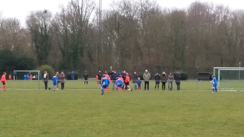 FC Axel D2 schiet uit zijn slof 0-12 - FC Axel