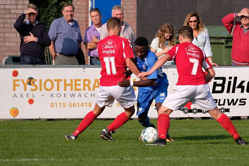 FC Axel 1 speelt 0-0 gelijk. - FC Axel