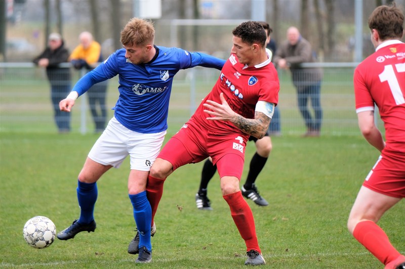 FC AXEL 1 SPEELT MET 9 MAN DOELPUNTLOOS GELIJK TEGEN DBGC - FC Axel
