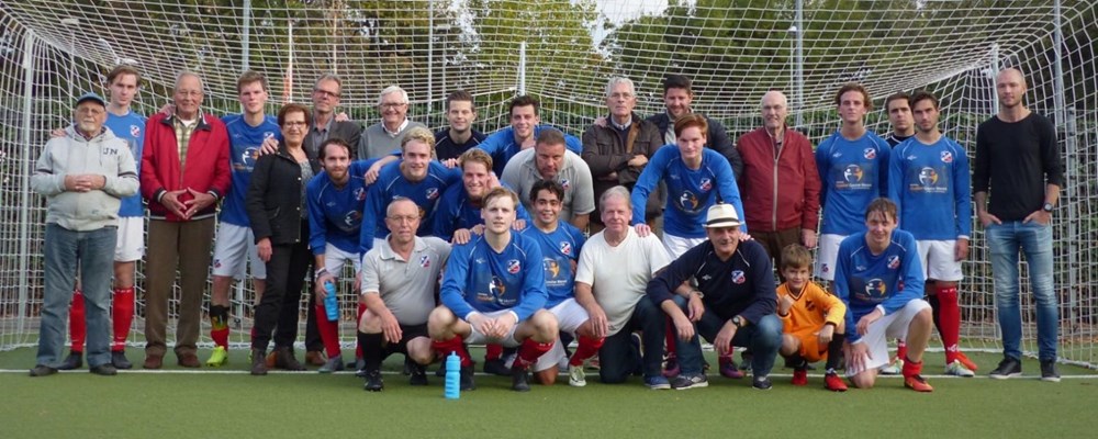 Erelid Henk Bunschoten overleden - Bussumse Football Club