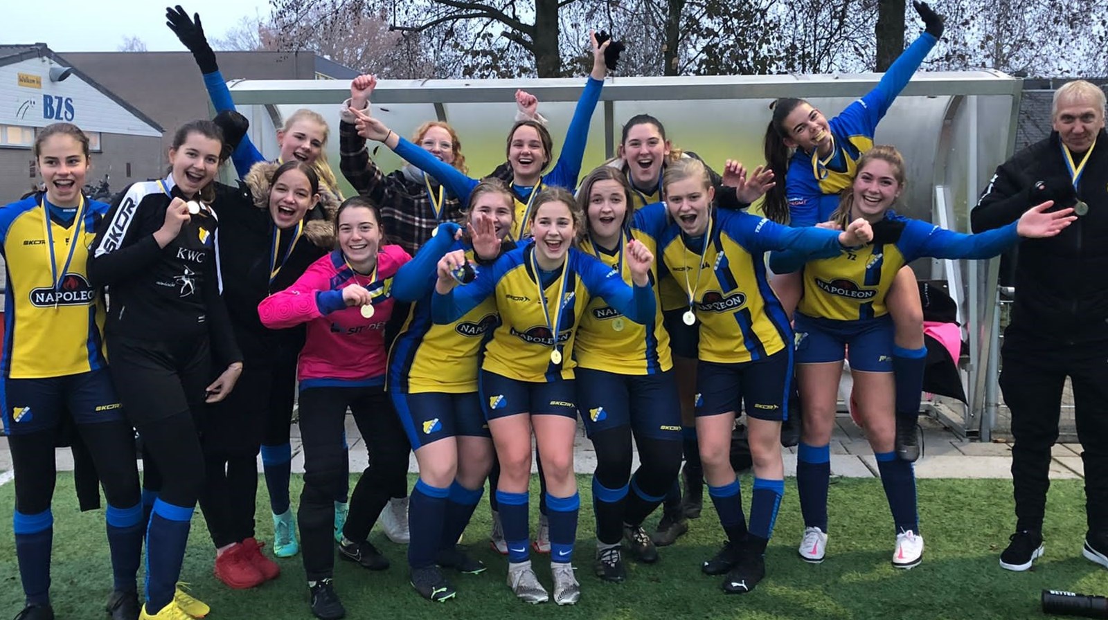 BZS MO17 winterkampioen ! - Extra teamleden van harte welkom - vv BZS