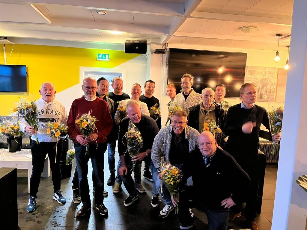 BZS huldigt jubilarissen - vv BZS