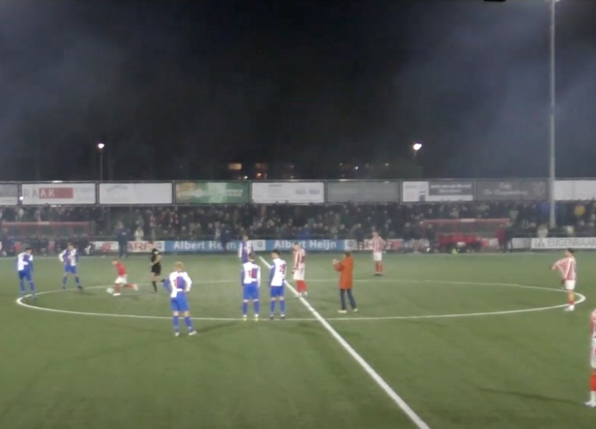 Dex Bakhuizen van den Brink treft een bijzondere opkomst als pupil van ...