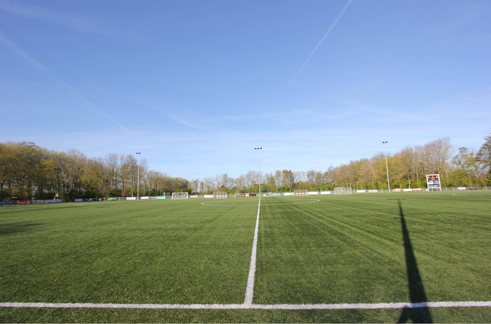 Door nieuwe coronamaatregelen geen publiek meer welkom, aangepaste ...