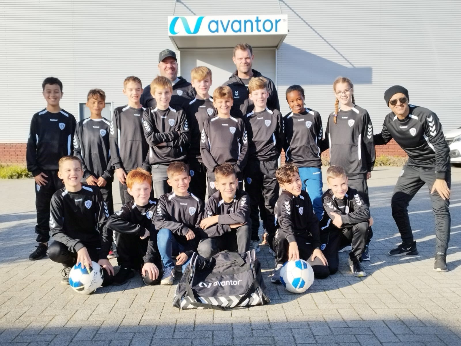 SVB JO13-2 in het nieuw ! - Wij zijn SV BLERICK