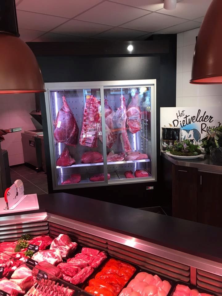 Slagerij Rietveld opent nieuwe winkel - vv Bodegraven