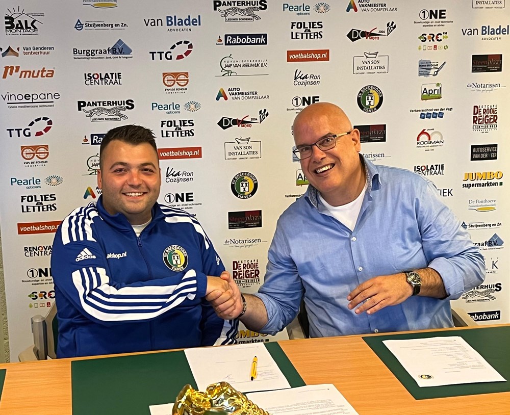 Éen nieuwe trainer (Zaterdag 2) en verlenging met vier trainers - v.v ...