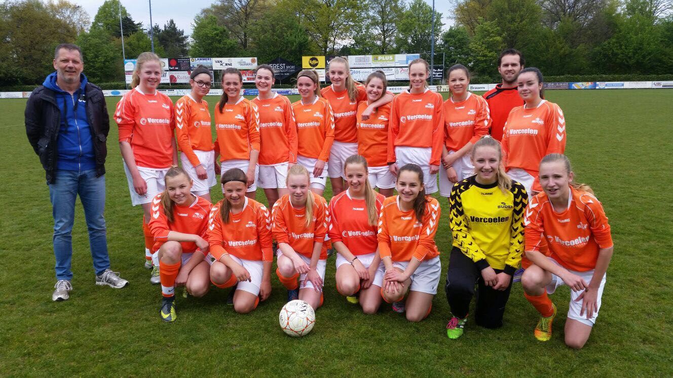 sv Budel MO17-1 is kampioen! - Budel