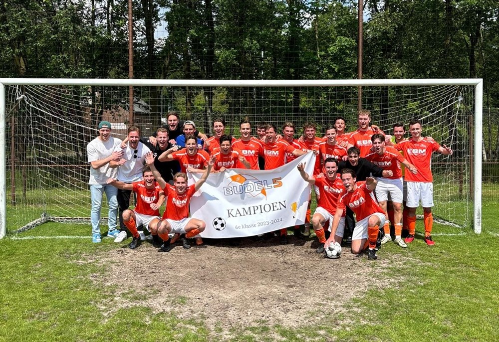sv Budel 5 is kampioen! - Budel