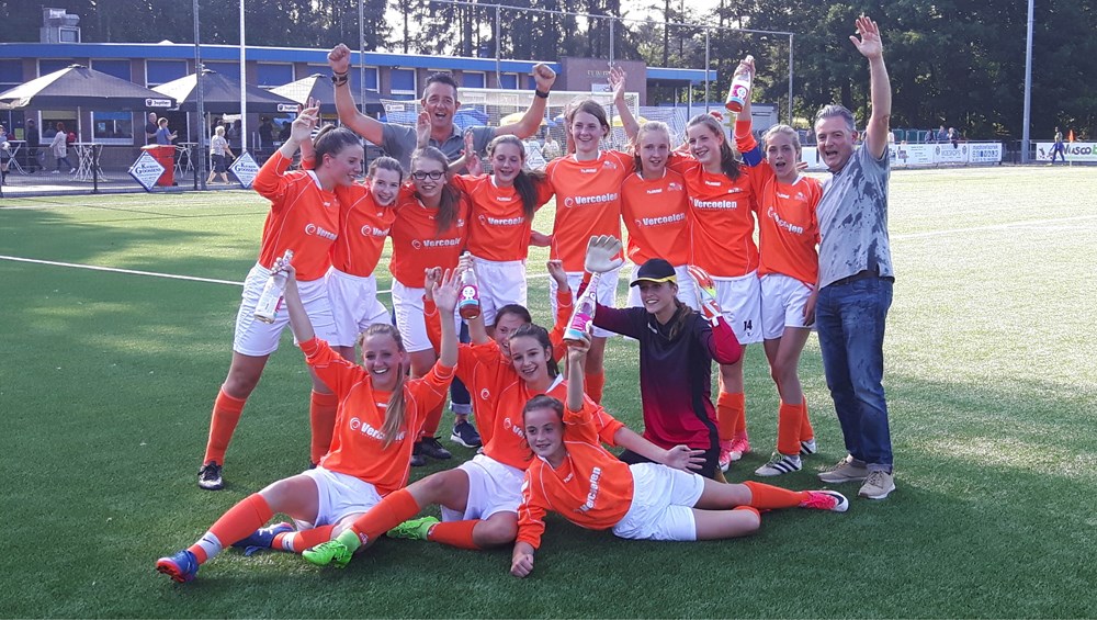 sv Budel MO15-1 is kampioen! - Budel