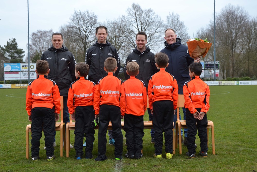 sv Budel bedankt nieuwe teamsponsoren 2017-2018 - Budel
