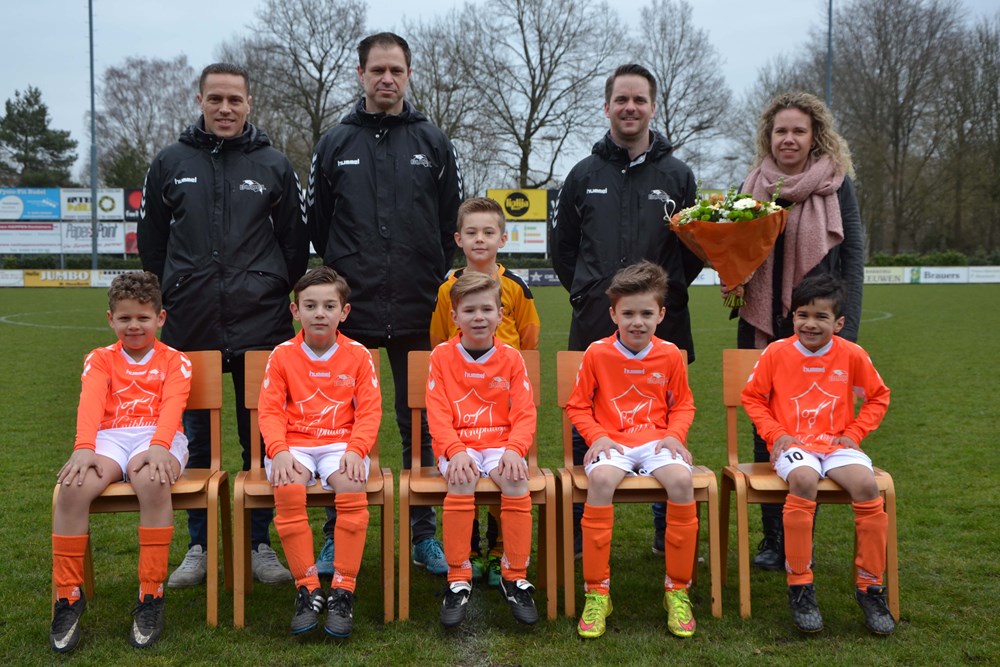 sv Budel bedankt nieuwe teamsponsoren 2017-2018 - Budel