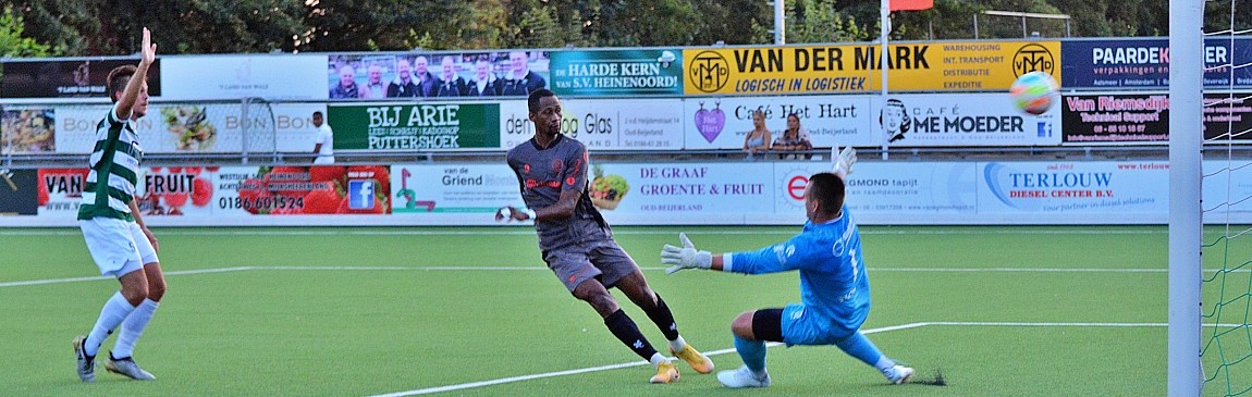 Fotoalbum sv Heinenoord - vv Capelle - www.vvcapelle.nl