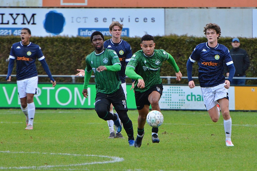 Capelle doet zichzelf tekort tegen ASWH - www.vvcapelle.nl