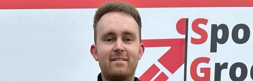 Mark van Dalem trainer JO14-1 seizoen 24/25 - Voetbalvereniging DOVO ...