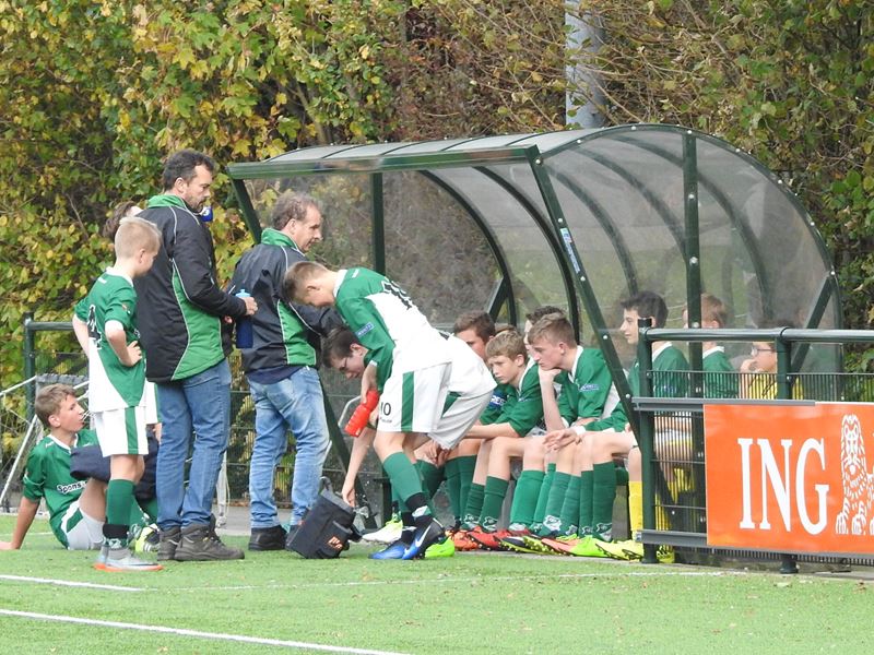 foto verslag Heerenveense Boys JO15-4 - DWP JO15-1 - vv DWP