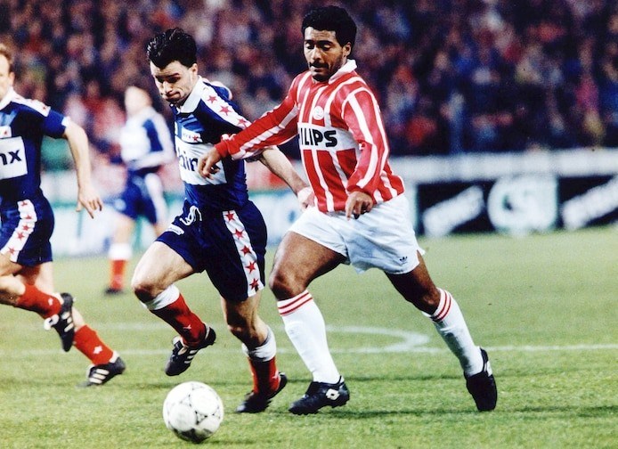 In gesprek met Arie Tempel, de trainer/coach van DVS'33 Ermelo JO15-1 ...