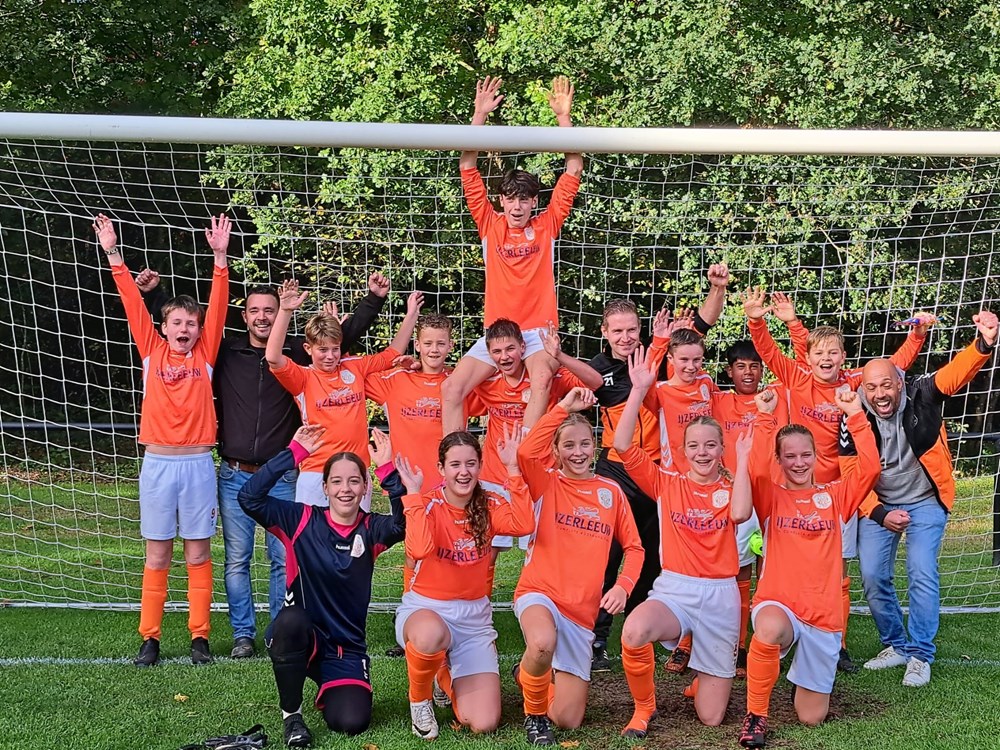 Leuke foto's van de v.v. Emst JO14 KAMPIOENSCHAPSWEDSTRIJD gemaakt door ...