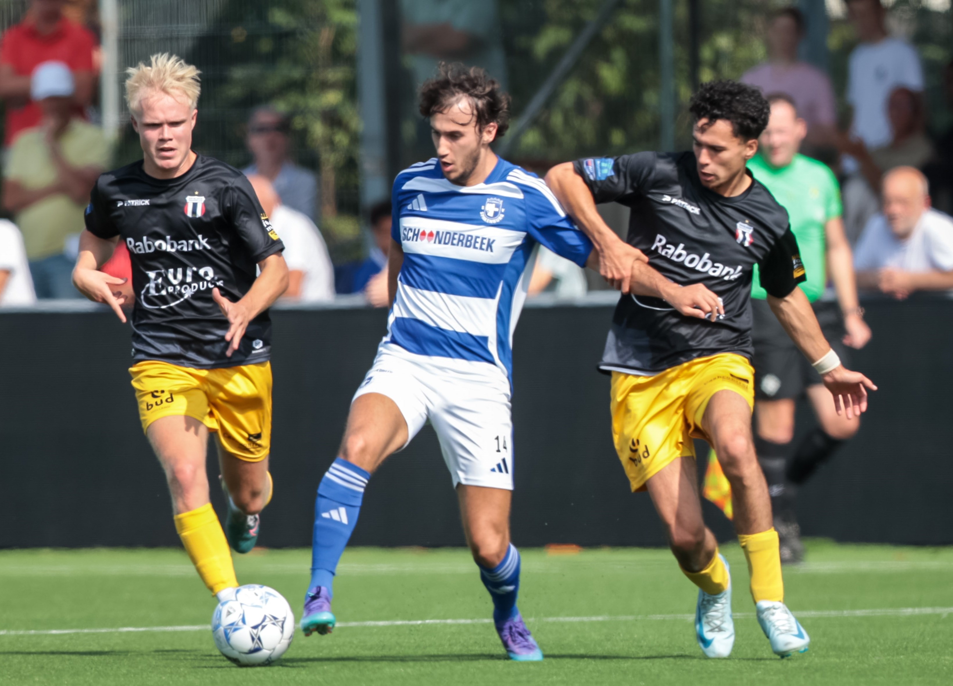 Excelsior Maassluis verliest ook bij Spakenburg - Excelsior Maassluis