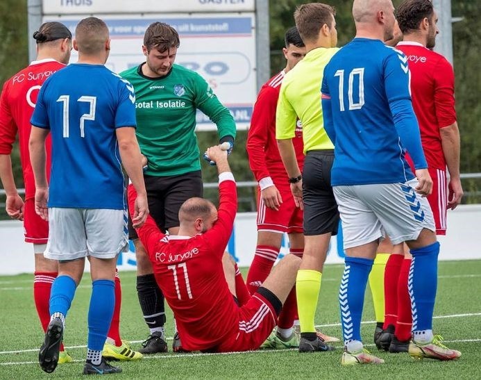 Slechte eerste helft kost FC Suryoye de kop - FC Suryoye