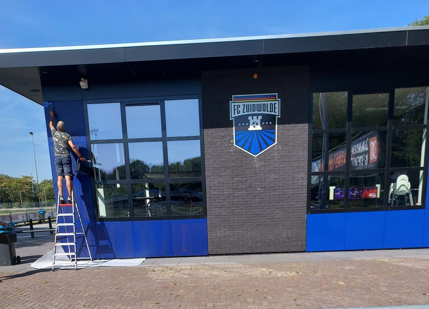 Kantine FC Zuidwolde krijgt een frisse, nieuwe look - FC Zuidwolde