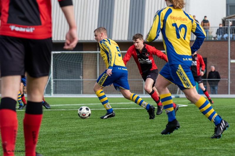 SC Franeker nieuwe koploper na zege in extremis. - SC Franeker