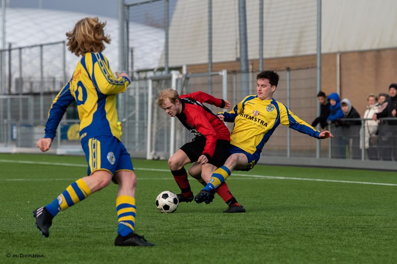 SC Franeker nieuwe koploper na zege in extremis. - SC Franeker
