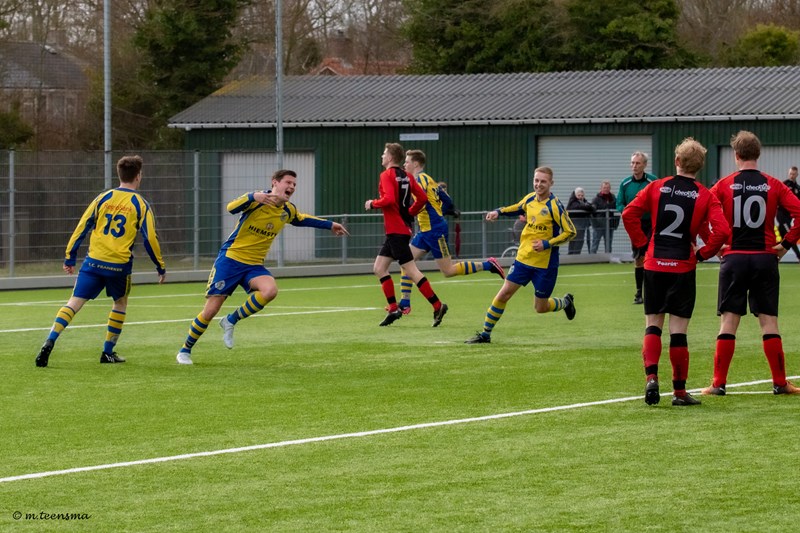 SC Franeker nieuwe koploper na zege in extremis. - SC Franeker