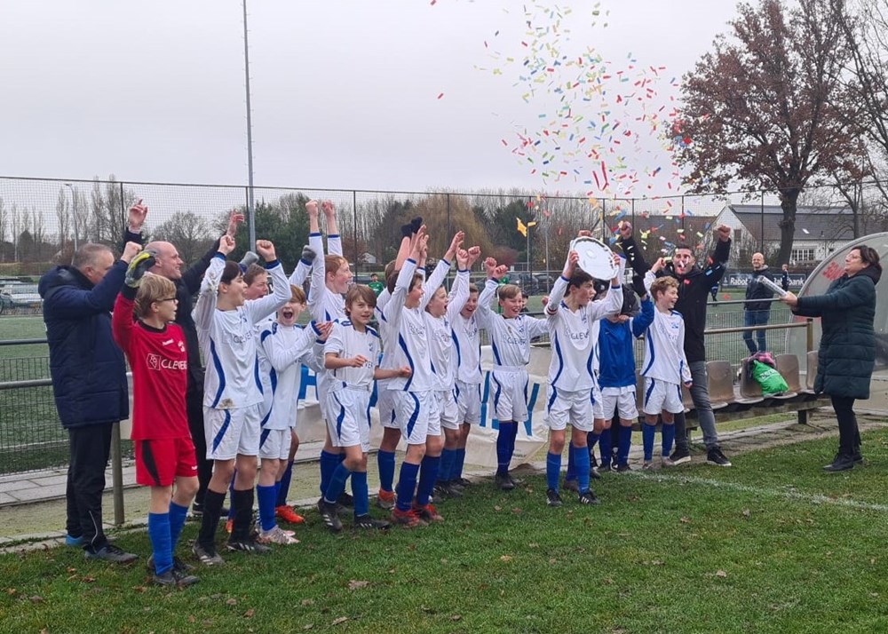 ST GFC'33/SV Lottum JO13-1 KAMPIOEN! - GFC'33