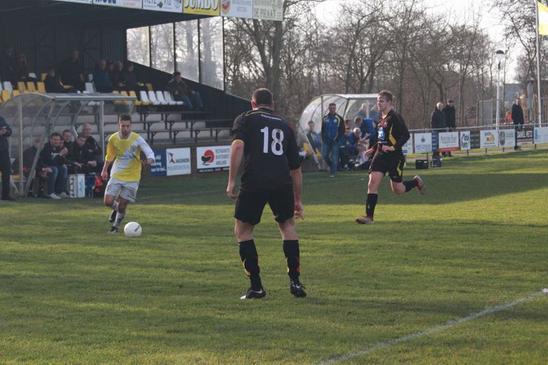 Geel Wit wint in slechte wedstrijd van VC Trynwâlden - V.V. Geel Wit ...