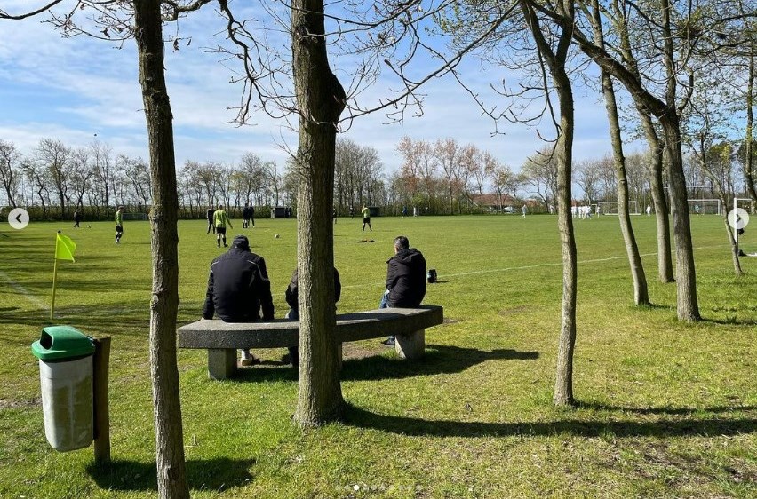 Duitse groundhopper bij Geel Wit - V.V. Geel Wit Ameland