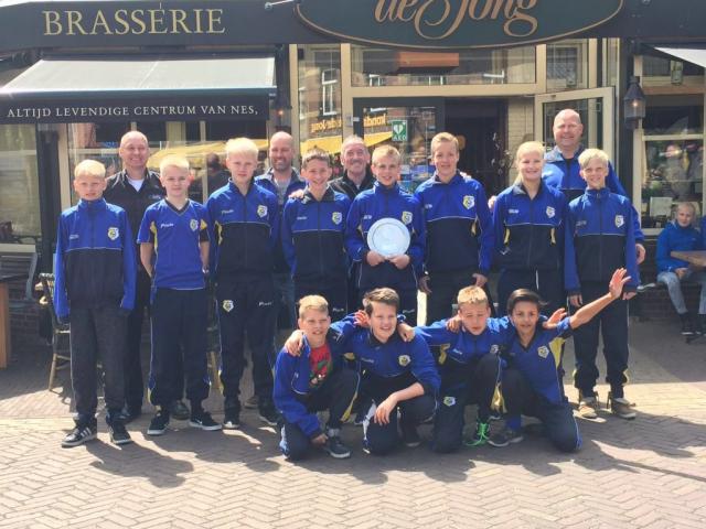 Geel Wit D1 kampioen - V.V. Geel Wit Ameland