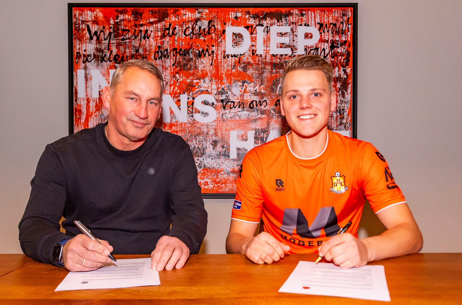 Jip Kemna tekent contract bij HHC Hardenberg - HHC Hardenberg