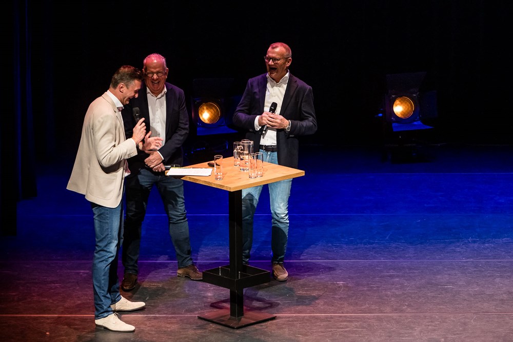 Bekijk hier de foto's van de sponsoravond 2024 - HHC Hardenberg