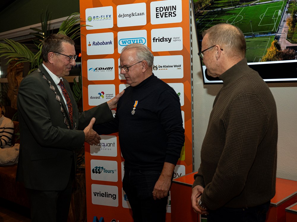 Koninklijke onderscheiding voor Bert Nijboer en Johan Evers - HHC Hardenberg